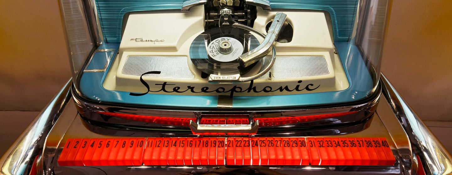 Vintage Jukeboxes for Sale UK | Restored Classic Jukeboxes – The Games Room Company