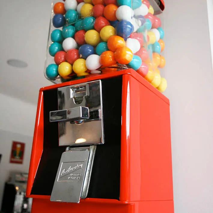 Vintage Bubble Gum Machine | The Games Room Company